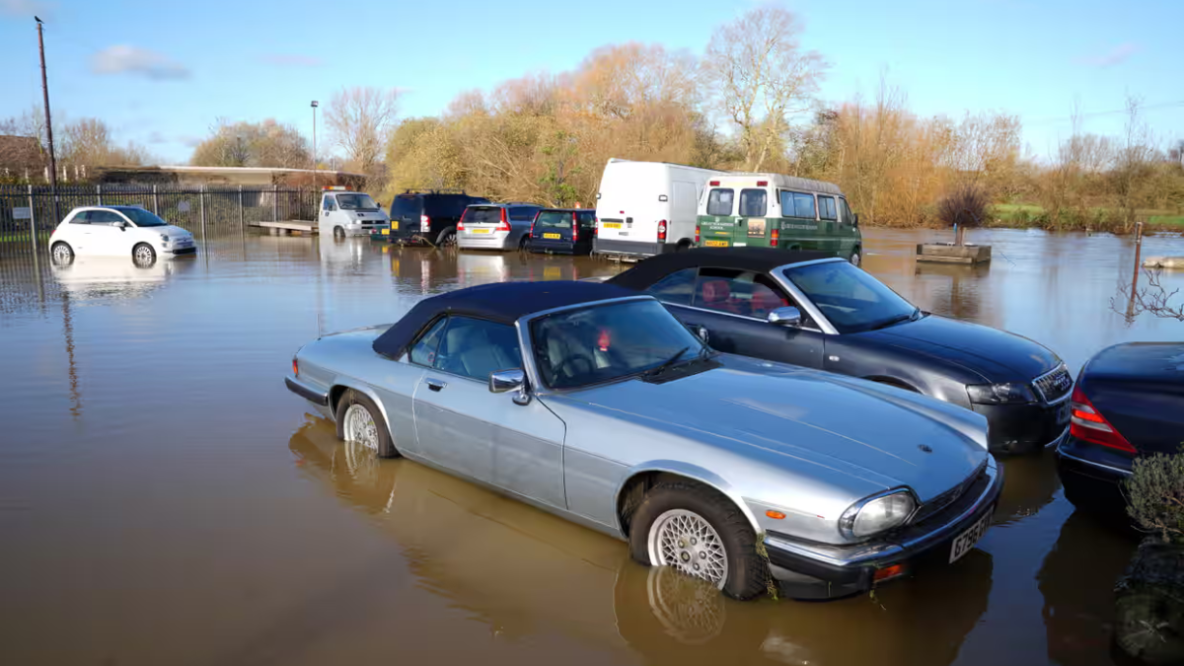 Storm Conall brings chaos to southern England as flood threats persist ...